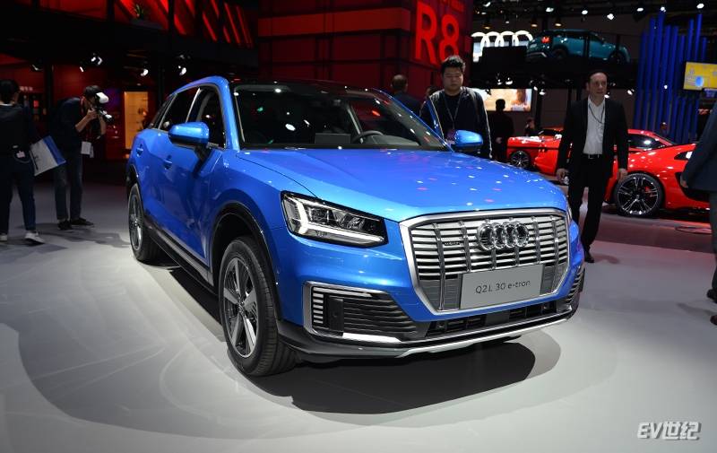 奥迪Q2L e-tron将推长续航版车型 NEDC综合工况续航302公里_搜狐汽车_搜狐网