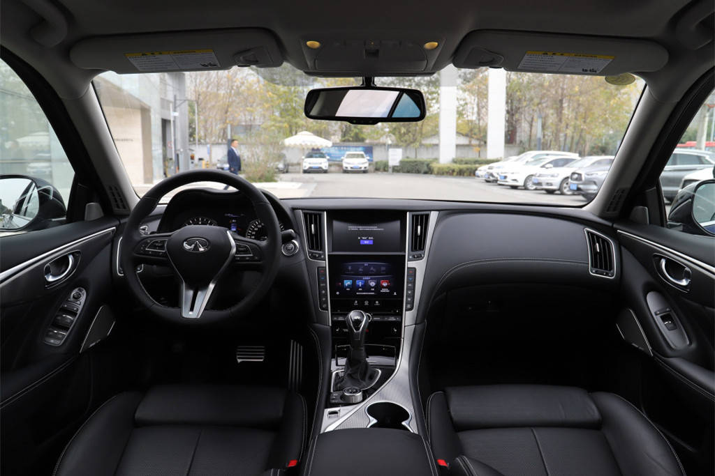 英菲尼迪Q50L已跌至22万，全系后驱，难道不比CT4更香？_搜狐汽车_搜狐网