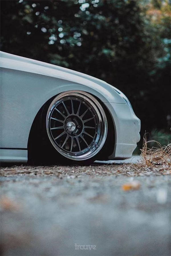 空气悬架李洋讲述奔驰CLS改装AIRBFT气动避震品牌低趴效果案例_搜狐汽车_搜狐网