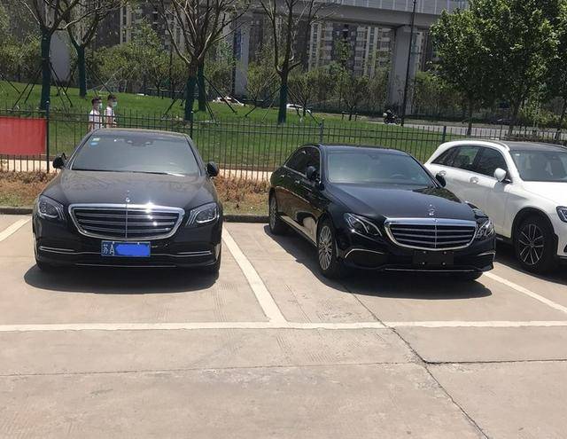 46.6万元买到奔驰E300L，提车遇奔驰S级，回家后买了四个大饼轮毂_搜狐汽车_搜狐网