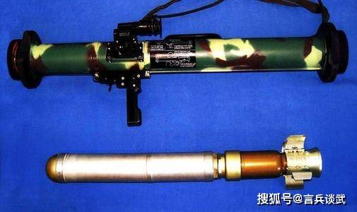 让人窒息的武器，恐怖的单兵云爆弹。_爆炸