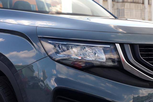 吉利又成功了，大7座+4835mm车长，空间不输汉兰达，仅10.36万起_搜狐汽车_搜狐网