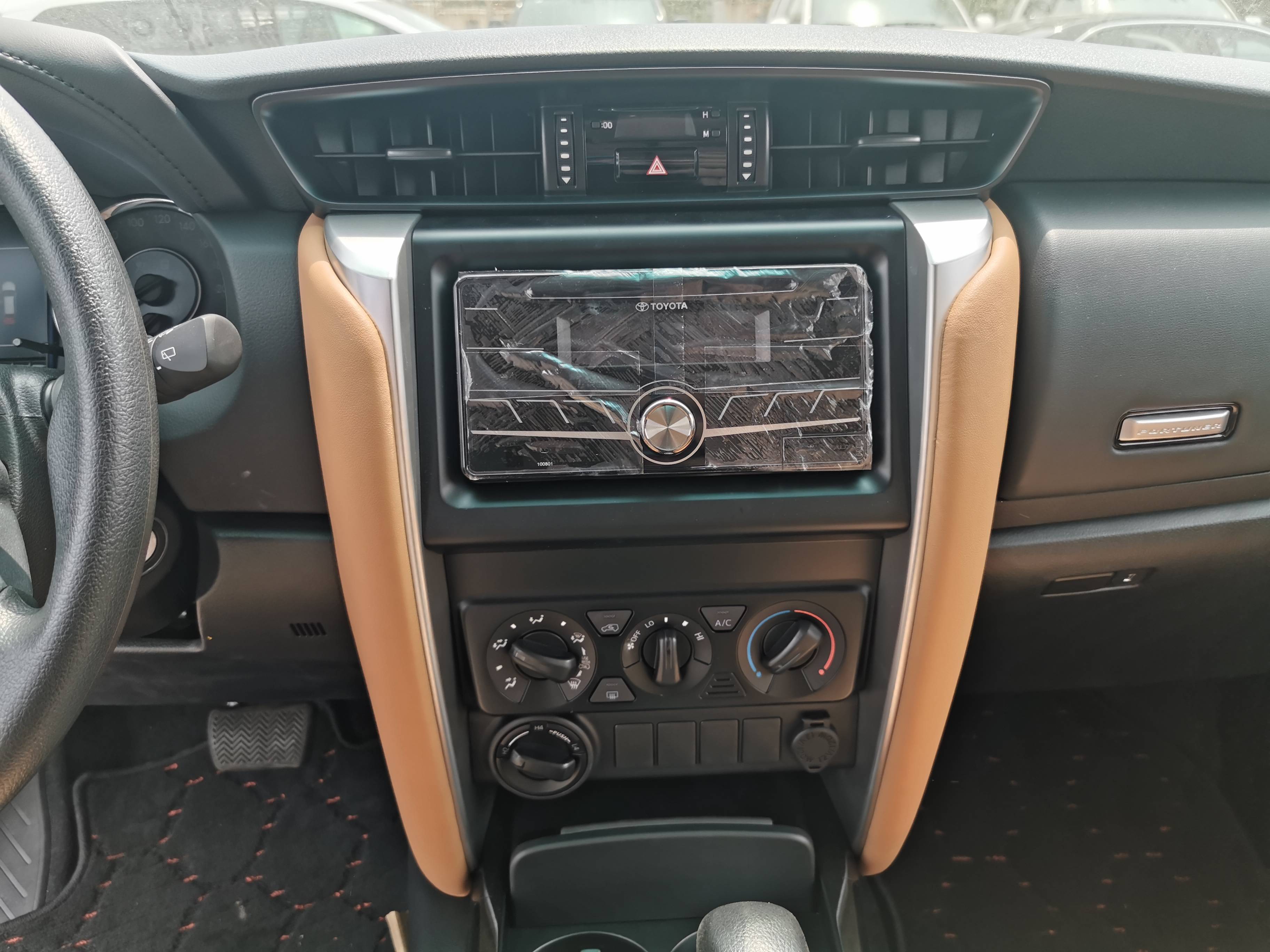 中东版2020款丰田穿越者2700 SR5版即将绝版国六排放后不再进口价格上涨_搜狐汽车_搜狐网