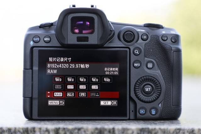 新品对决！EOS R5 VS A7S3应该选哪个？_相机