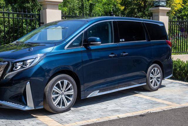 为老百姓打造的“埃尔法”，长近5米1配252Ps+8AT，不足18万起_搜狐汽车_搜狐网