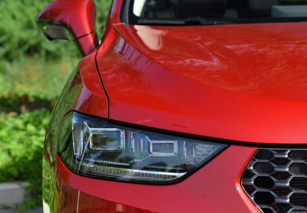 90后00后青睐的智能汽车WEY VV5！性能、空间、内饰如何？_搜狐汽车_搜狐网