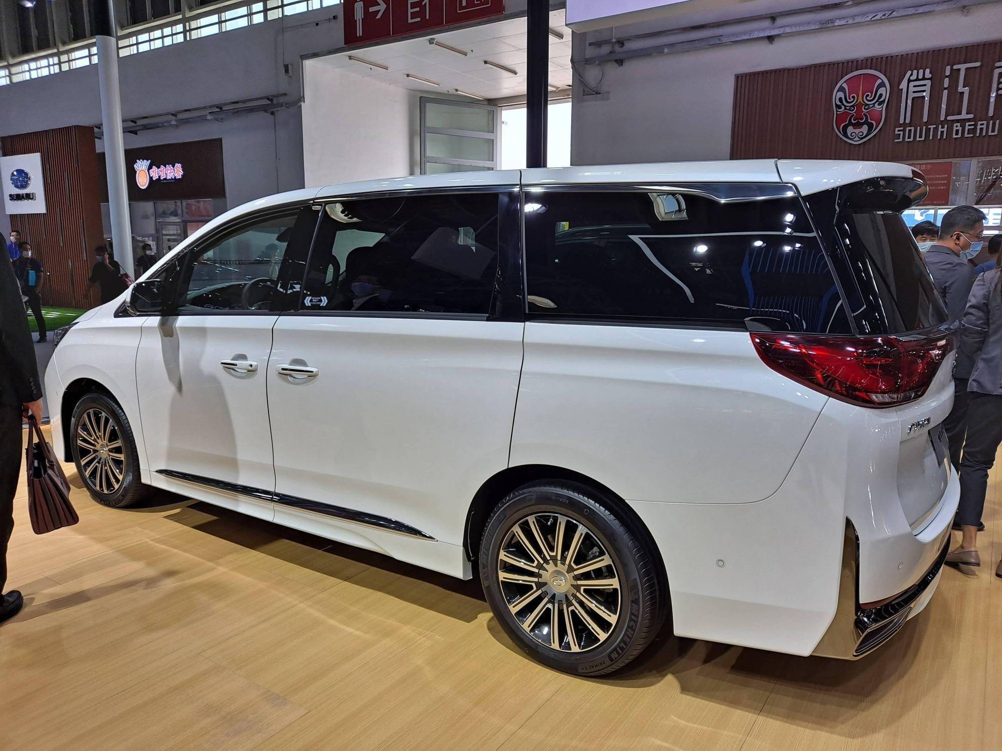 改名又换脸，“黑马”传祺M8，能否蜕变成MPV中的“白马”？_搜狐汽车_搜狐网