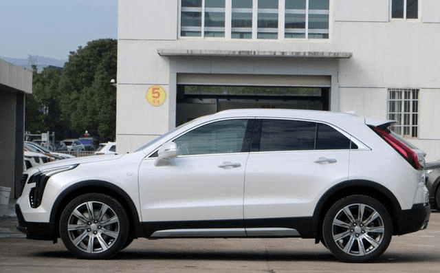 开完本田URV，又花33万开凯迪拉克XT4，问及档次，车主：差距明显_搜狐汽车_搜狐网