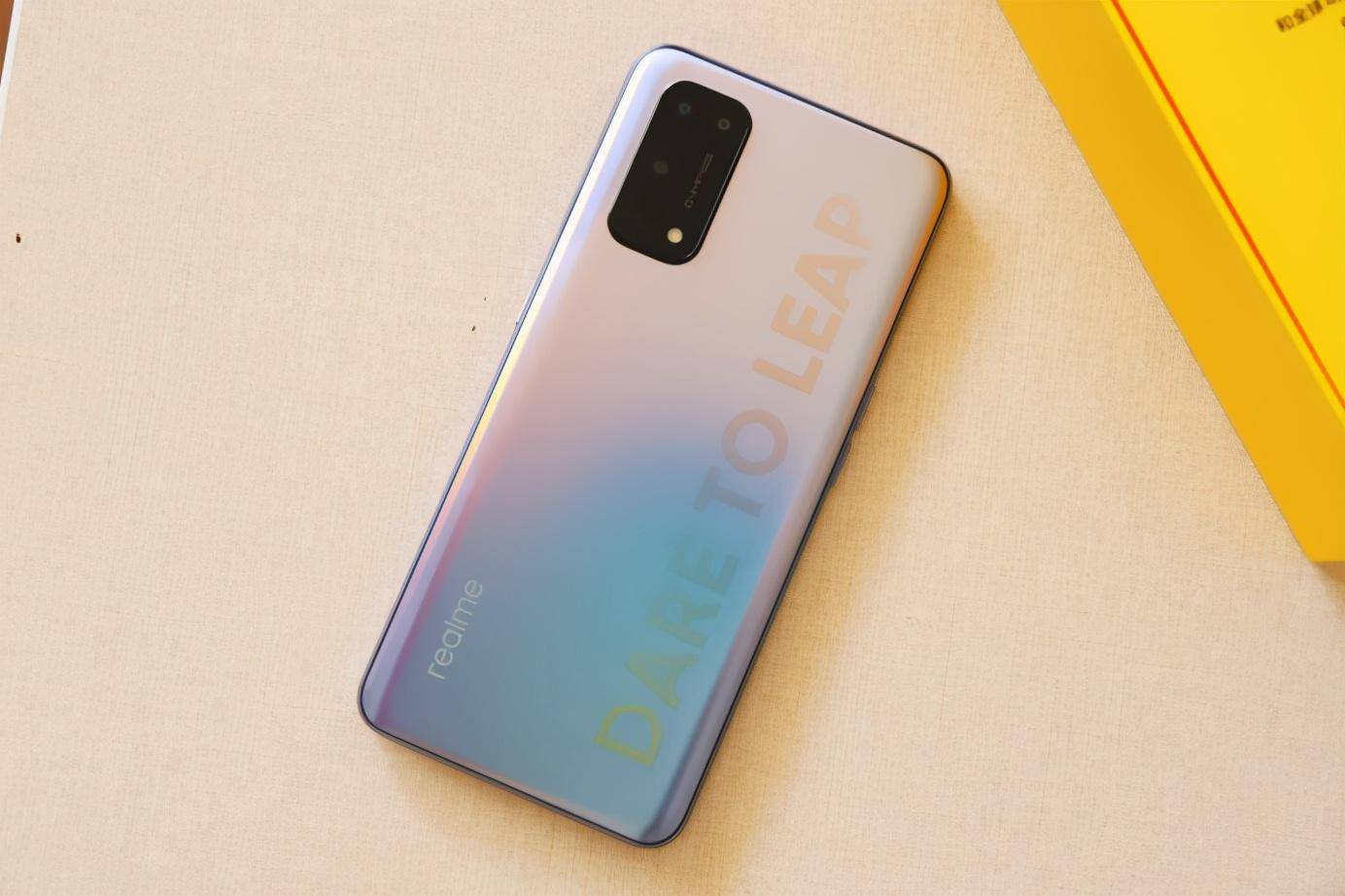 红米K30s来势汹汹，真我X7Pro能否稳固真香地位？-搜狐大视野-搜狐新闻