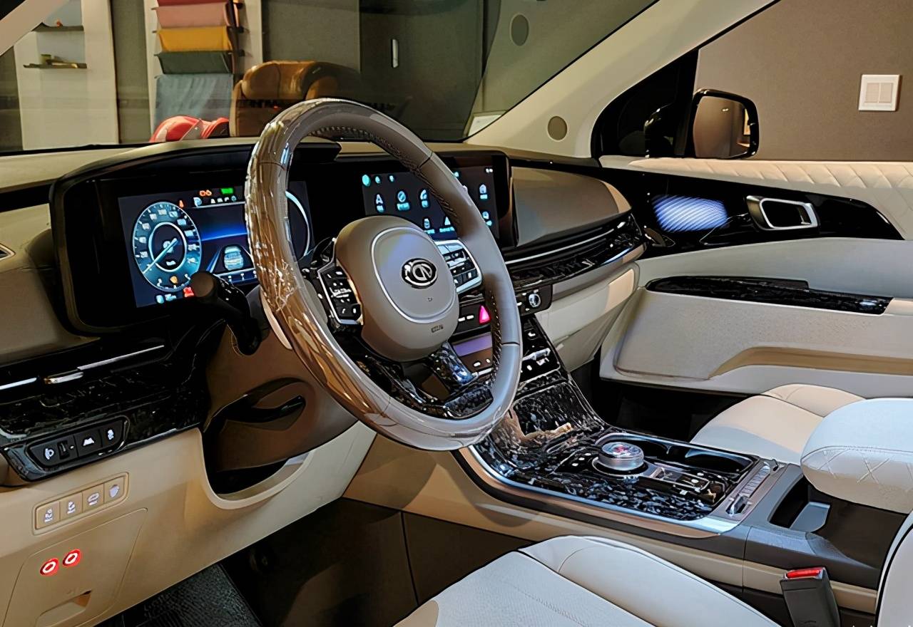 车长5155MM，又一款大块头挑战GL8，配备V6引擎，明年中旬上市_搜狐汽车_搜狐网