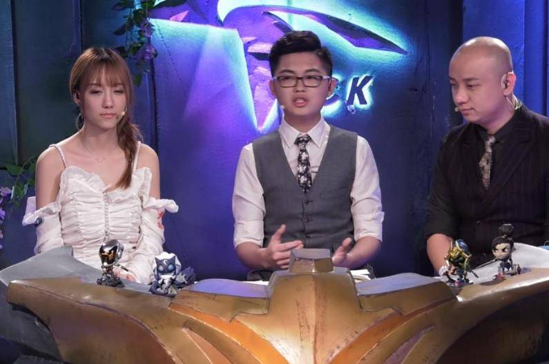 2021年LPL首个倒霉蛋！Mact才领了大红包，随后就被抬出解说席-搜狐大视野-搜狐新闻