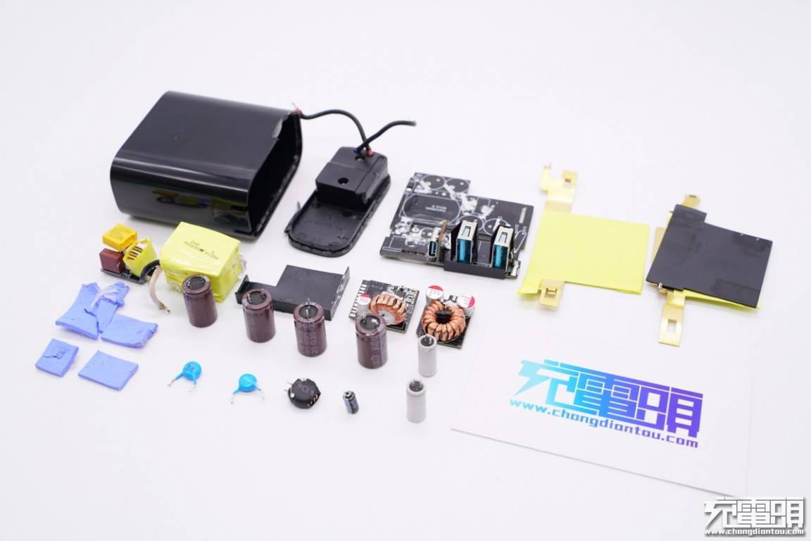公牛65W 2A1C氮化镓充电器拆解，采用智融SW3510降压协议芯片-搜狐大视野-搜狐新闻