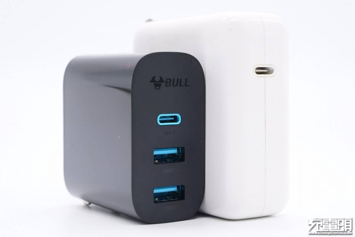 公牛65W 2A1C氮化镓充电器拆解，采用智融SW3510降压协议芯片-搜狐大视野-搜狐新闻