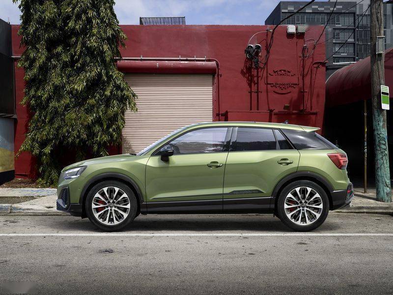 奥迪新款SQ2售价曝光！搭2.0T引擎/安全配置提升_新车