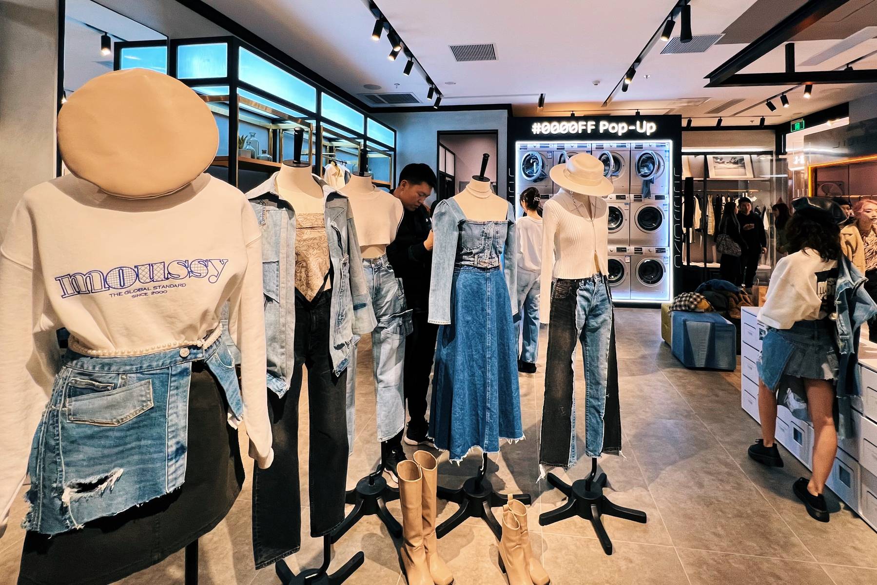 MOUSSY SLY #0000FF Pop-Up-搜狐大视野-搜狐新闻