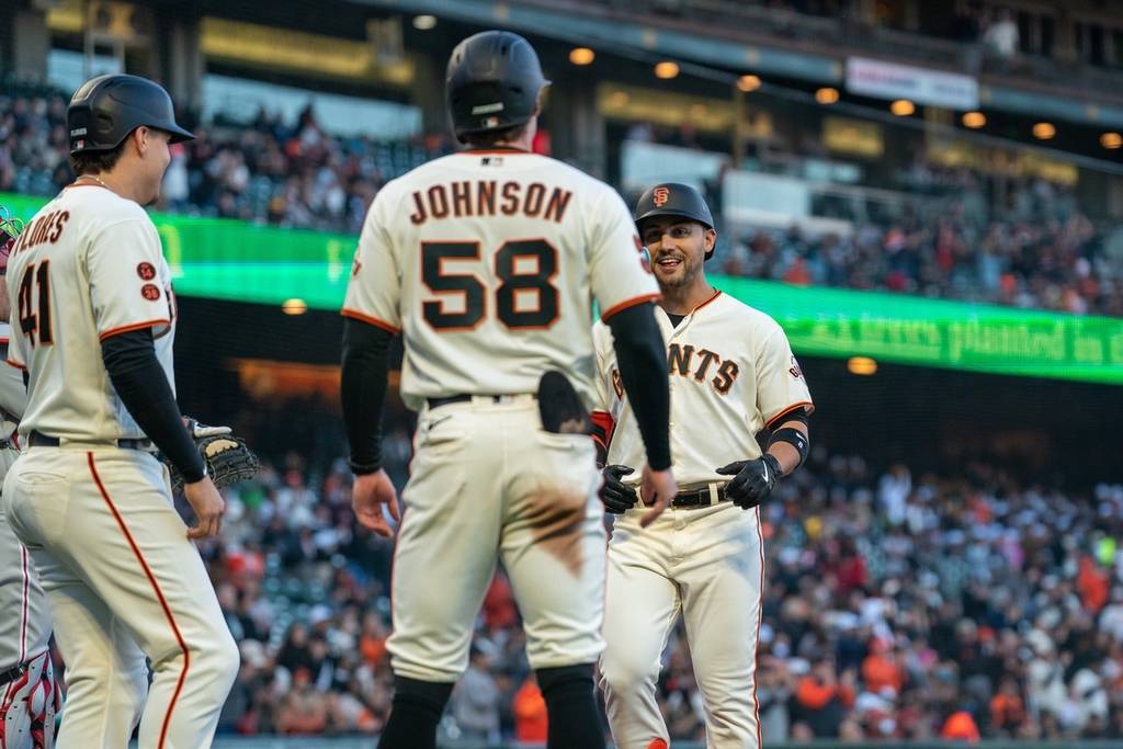 2023赛季MLB常规赛：旧金山巨人6-3费城人-搜狐大视野-搜狐新闻