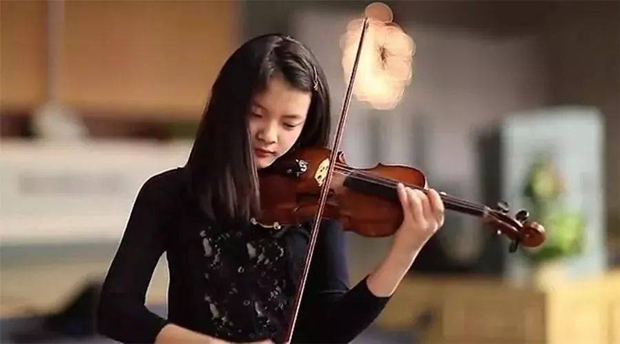 Jennifer Jeon虔诚演奏《凝望上帝》附小提琴谱-搜狐大视野-搜狐新闻