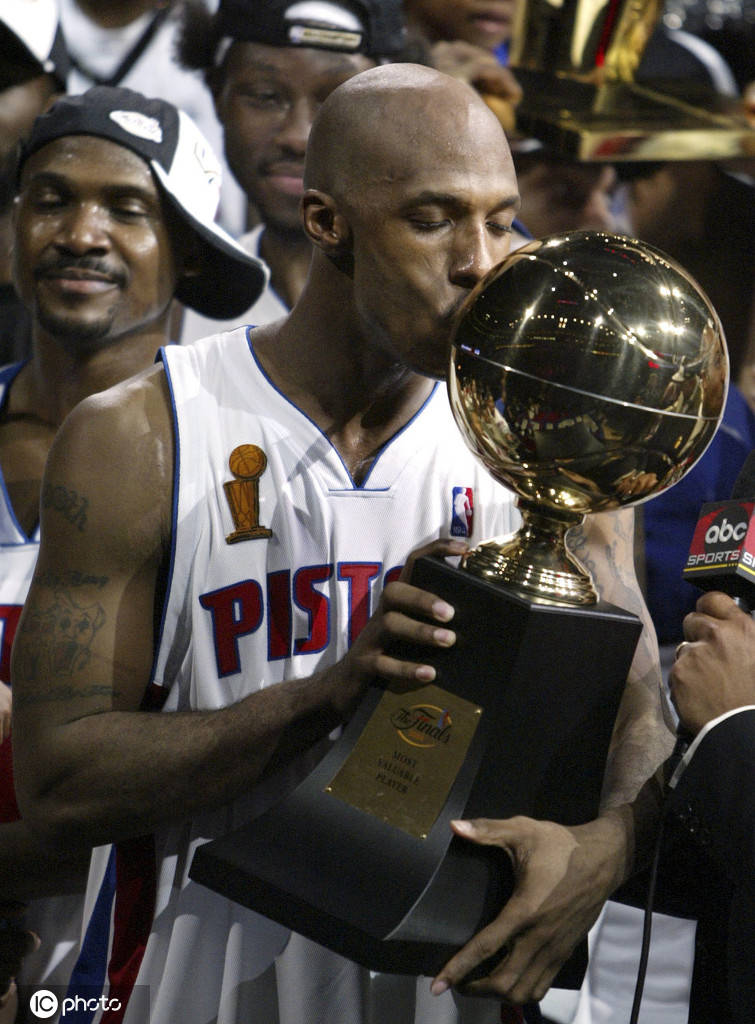 组图: NBA21世纪的FMVP 詹皇四度当选奥尼尔三连庄-搜狐大视野-搜狐新闻