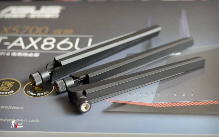 续写86U神话？新一代华硕RT-AX86U巨齿鲨WiFi 6电竞路由评测-搜狐大视野-搜狐新闻
