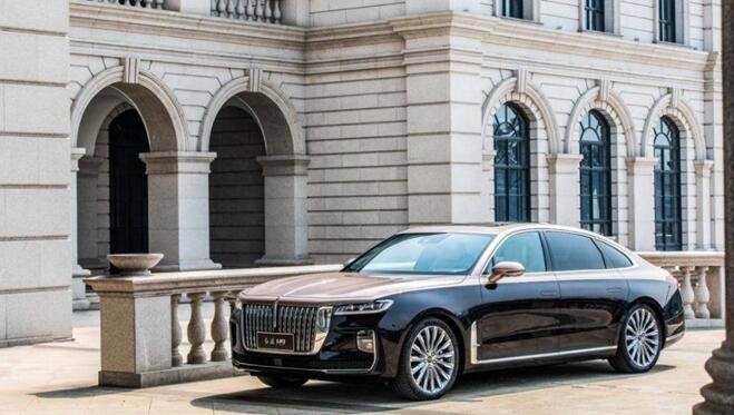 气场不输劳斯莱斯，红旗H9和E级、A6L相比胜算几何-搜狐大视野-搜狐新闻