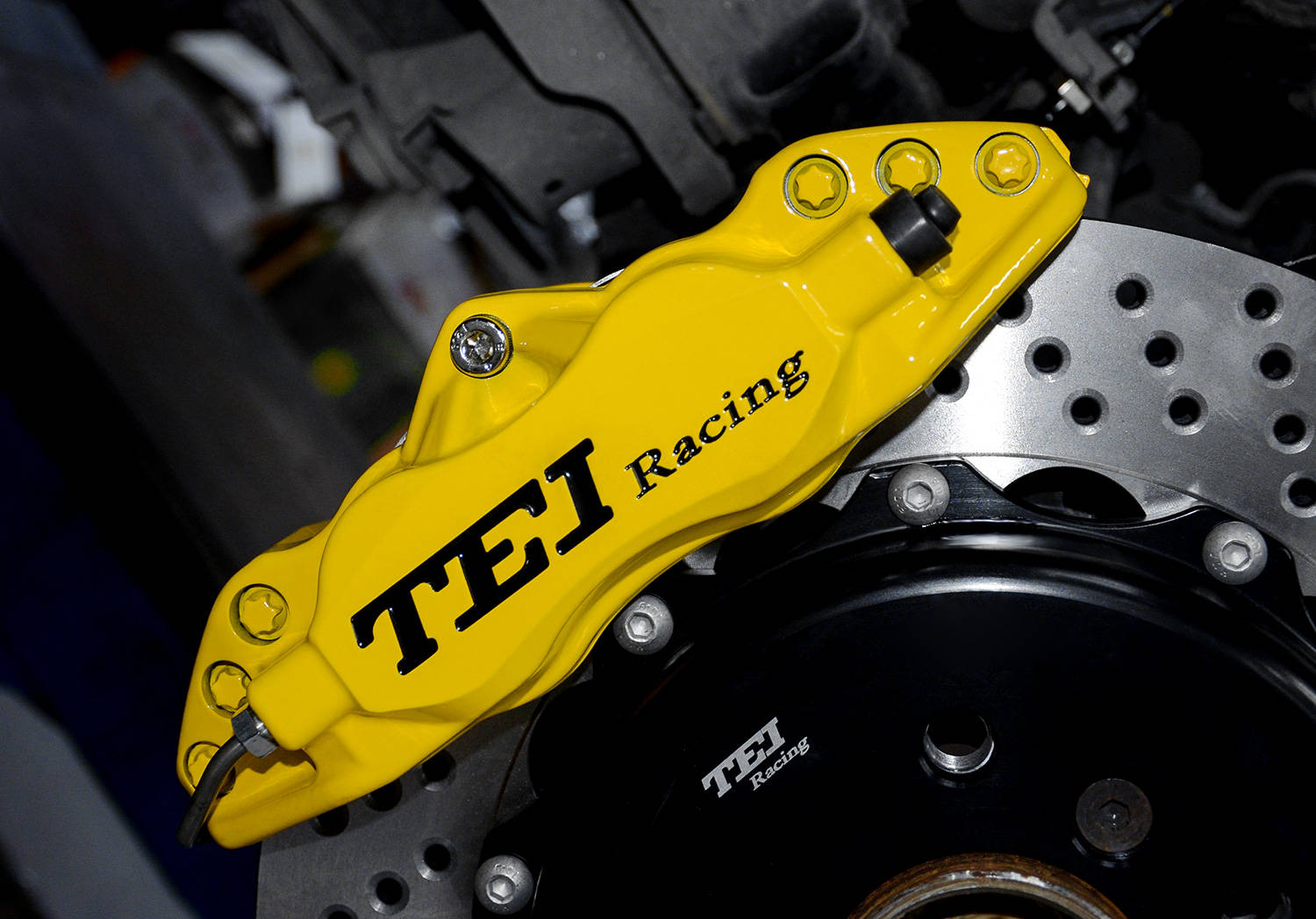 宝马4系改装TEI Racing P系列街道版性能制动套件_搜狐汽车_搜狐网