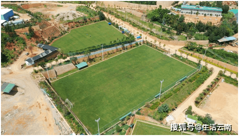 无人机飞行学院，带你直击训练基地！_训练场地