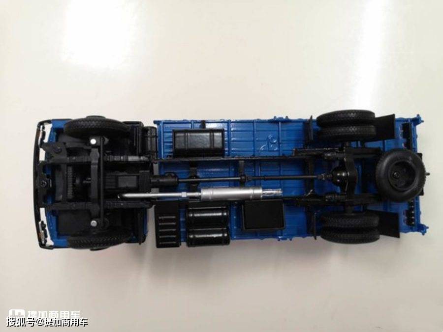 老一辈卡车人记忆中的经典，当年的东风EQ153，历史地位真高_搜狐汽车_搜狐网