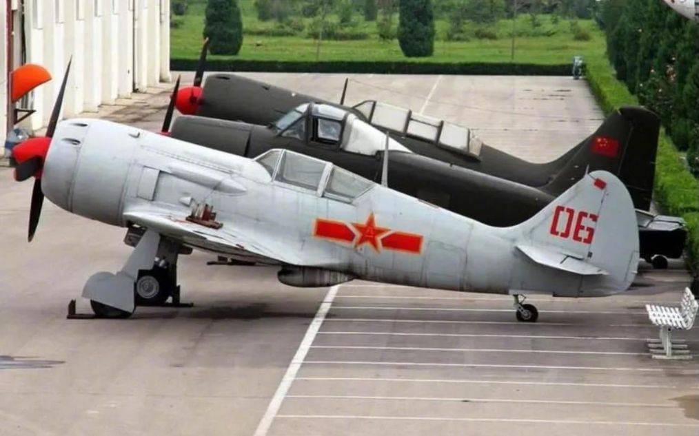 螺旋桨大战喷气式：志愿军近战突击，战斗英雄打得F-86凌空爆炸_测试