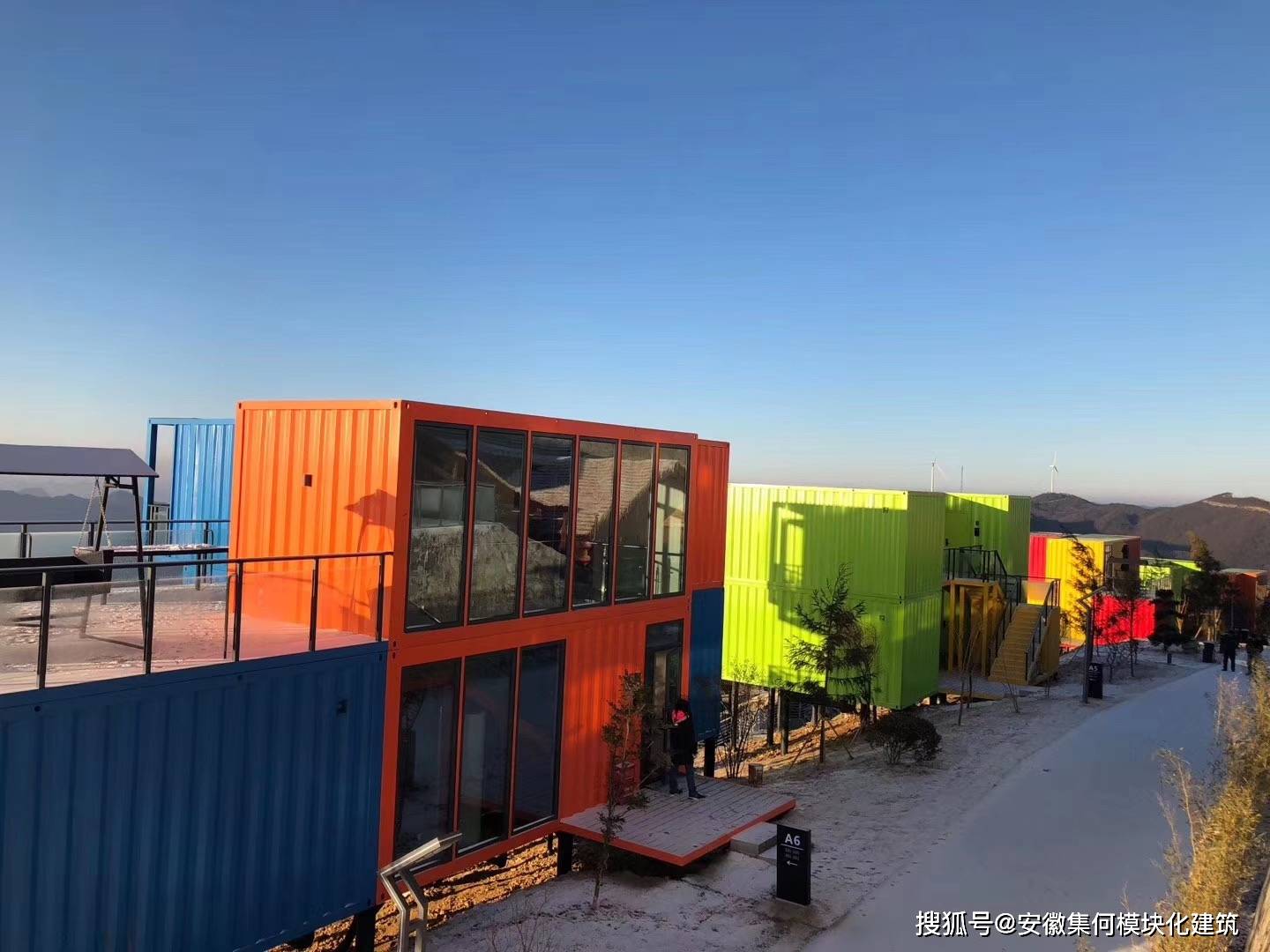 集装箱旅游度假酒店设计丨集装箱酒店民宿客房-搜狐大视野-搜狐新闻