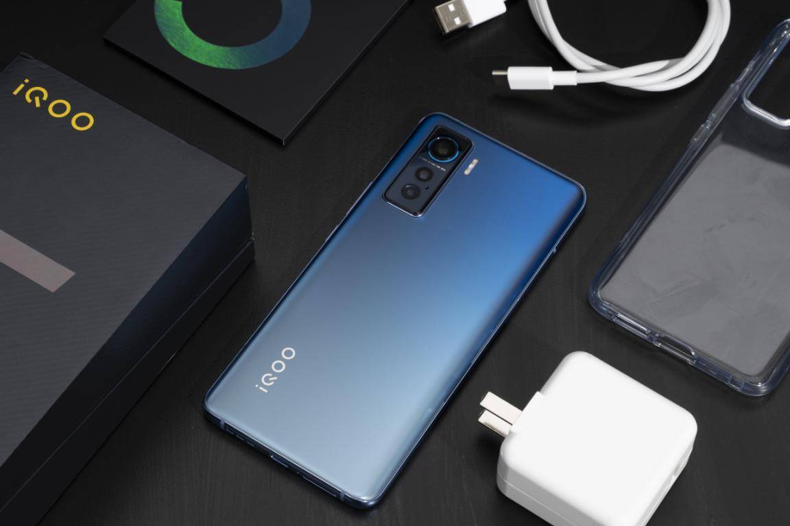 超强性能，无处妥协——iQOO 5 体验测评_搜狐汽车_搜狐网