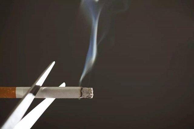 男性这些“不良嗜好”，会伤害女人的子宫，为了另一半快点改正吧-搜狐大视野-搜狐新闻