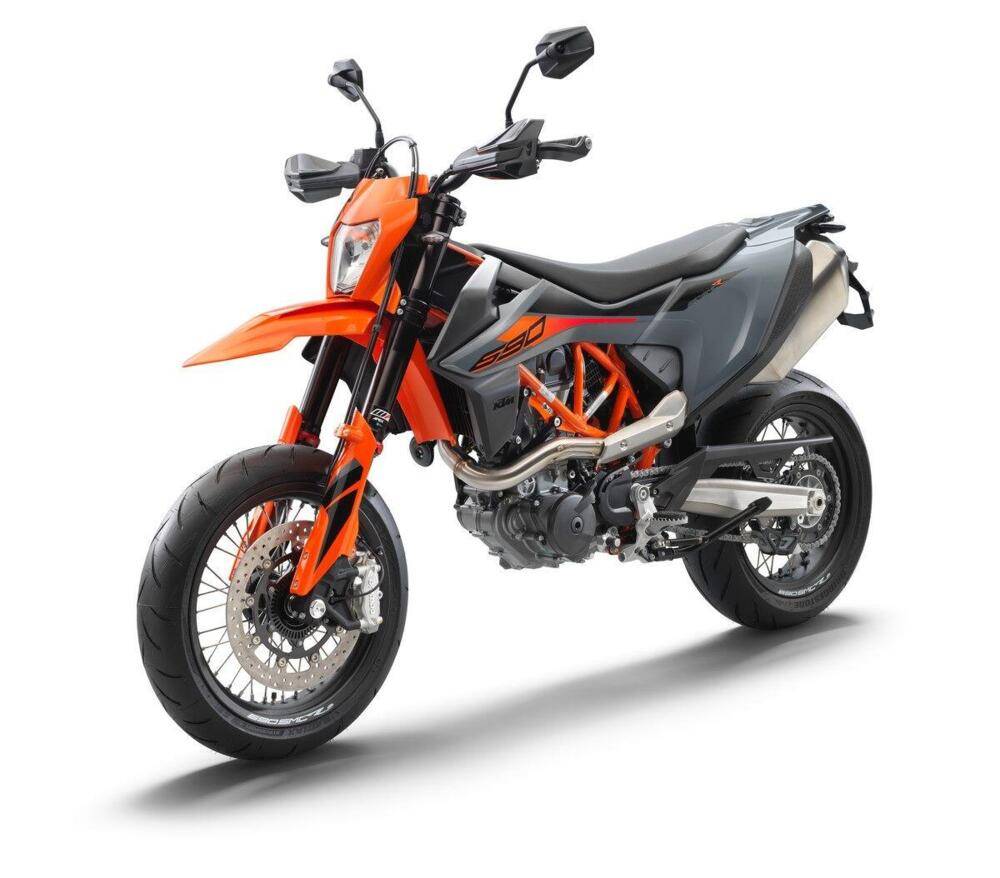 KTM 690 ENDURO R和690 SMC R 发布2021款更新_搜狐汽车_搜狐网