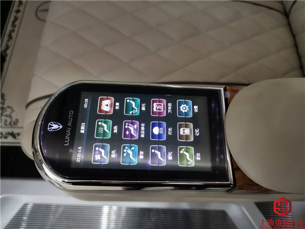 21款九速奔驰V260L改装升级VS680高顶商务车，设计更加科技感_搜狐汽车_搜狐网