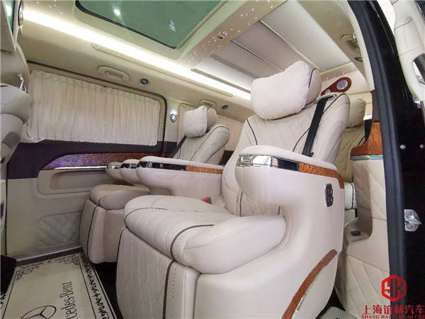 21款九速奔驰V260L改装升级VS680高顶商务车，设计更加科技感_搜狐汽车_搜狐网