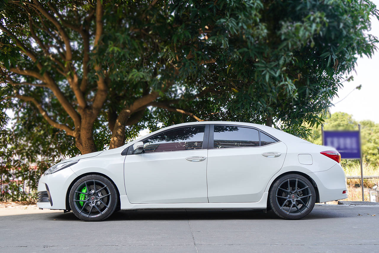 TEI Racing | 丰田卡罗拉升级P40NS四活塞卡钳 升级刹车改装案例_搜狐汽车_搜狐网