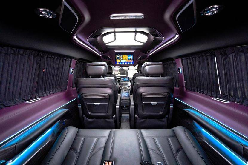 房车兄弟 奔驰V260L傲旋大白鲨，全新定义精彩，享受旅程极致_搜狐汽车_搜狐网