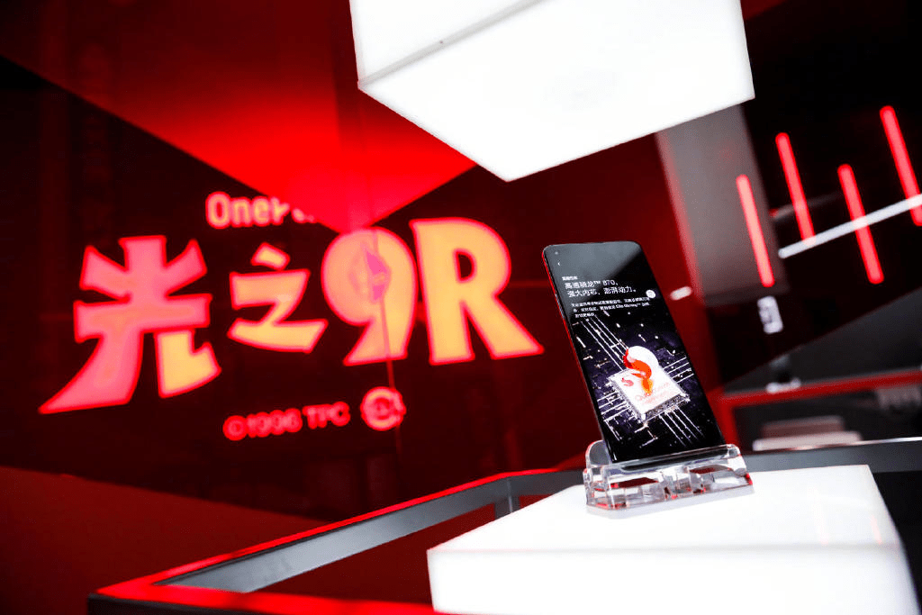 最强直屏、最出色质感，大家为何称一加9R是3K档位最优选？_用户