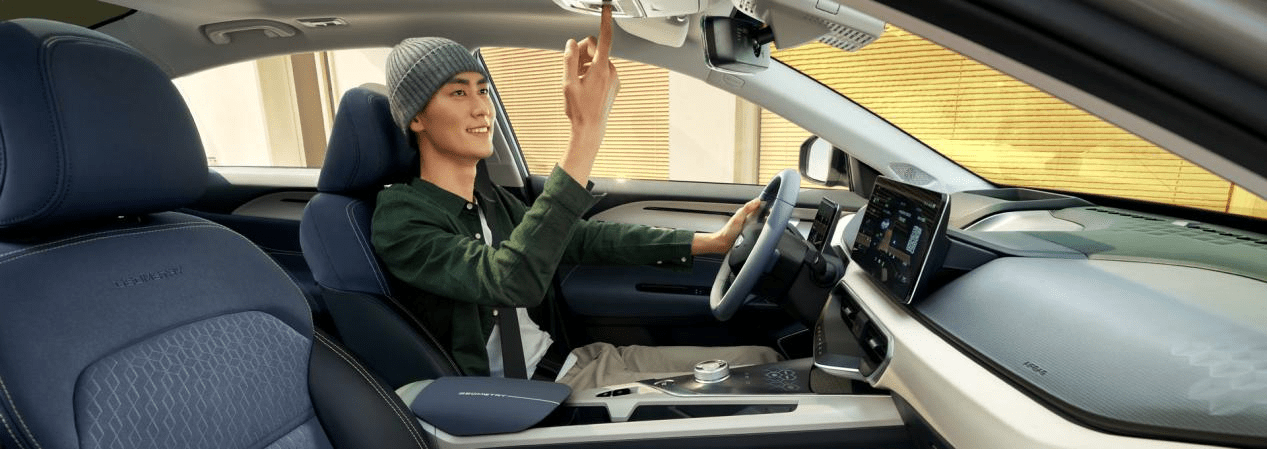 600KM真续航 ，7S内破百的几何A Pro，才15万？_搜狐汽车_搜狐网