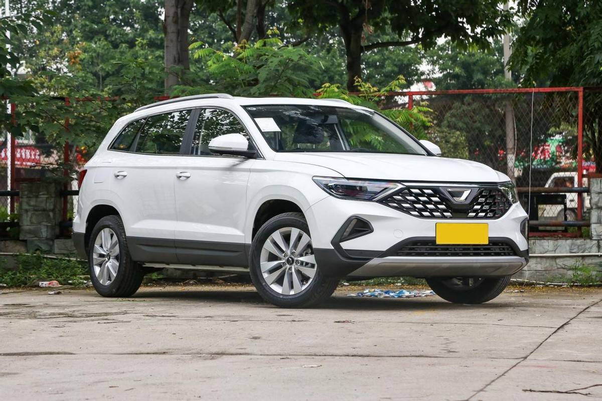 工薪族买车图实用省心，这三款SUV品质可靠，空间足油耗也不高_搜狐汽车_搜狐网