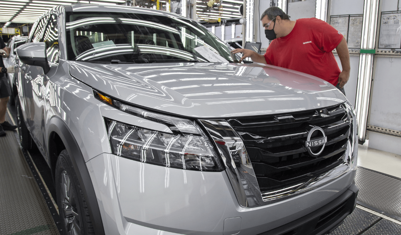 比汉兰达有气质，日产Pathfinder实车曝光，3.5L V6配9AT_搜狐汽车_搜狐网