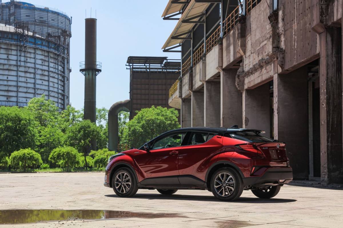 车评台·新车｜TNGA赋能 三大动力组合 全新奕泽IZOA入列一丰产品线_搜狐汽车_搜狐网