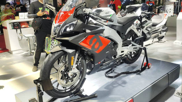 后来不一定居上 阿普利亚GPR250仍在观望 腹背受敌辉煌难再续_搜狐汽车_搜狐网