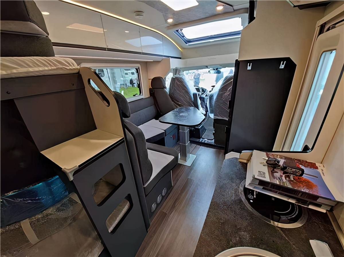 宇通C520福特T型房车，国六汽油排放2.67米无惧限高_搜狐汽车_搜狐网