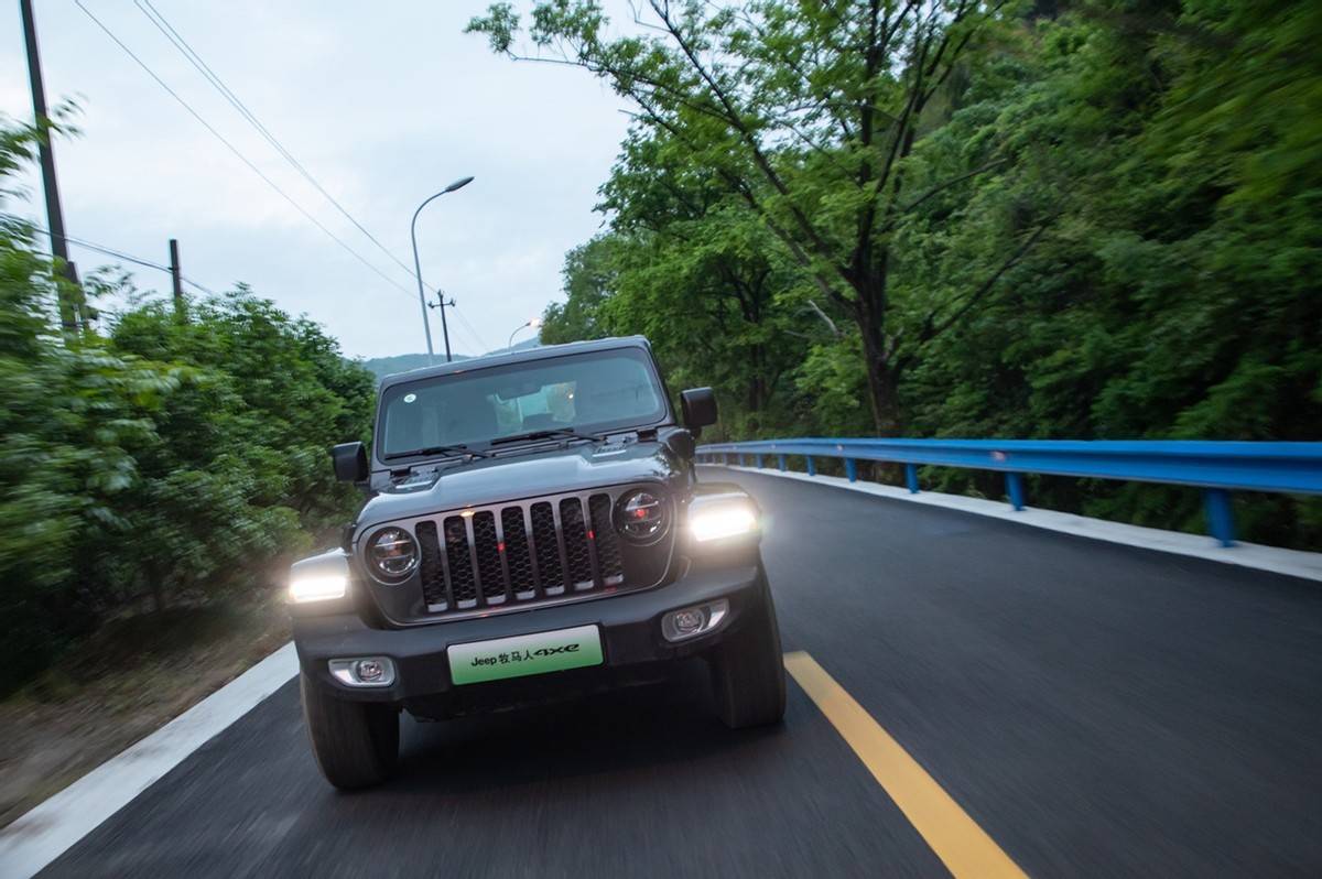 Jeep牧马人 4xe强势登场，53.49万起引爆来电之旅_搜狐汽车_搜狐网