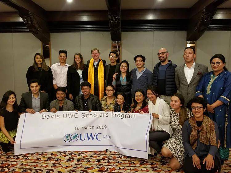 著名的UWC戴维斯奖学金详解，该奖学金和申请有什么关系？_College