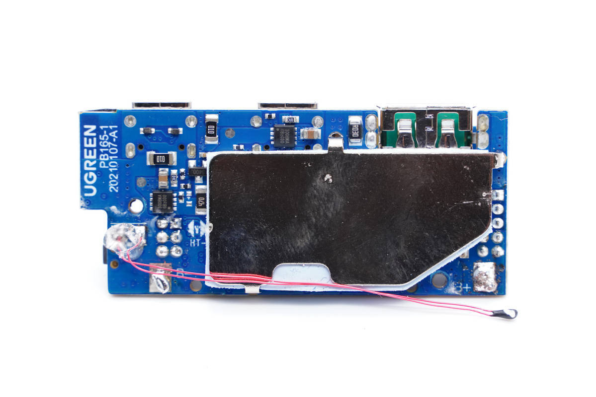 采用南芯SC8905升降压方案，绿联20000mAh 45W快充移动电源拆解_保护