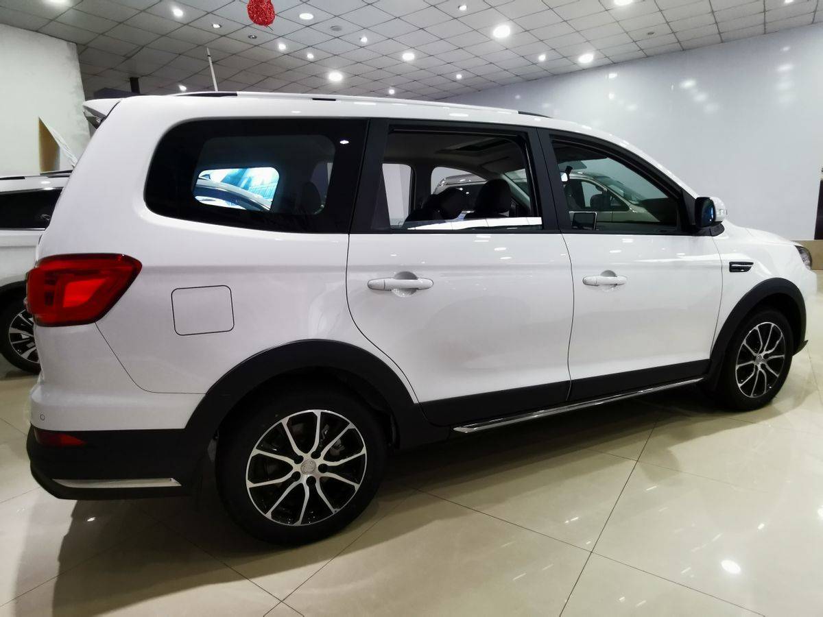 家用性能突出，并且性价比也不错，东风风行SX6实拍简评_搜狐汽车_搜狐网