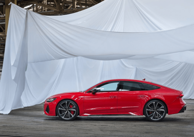 掀帘即满堂彩 奥迪RS7 Sportback如何修身平天下_搜狐汽车_搜狐网