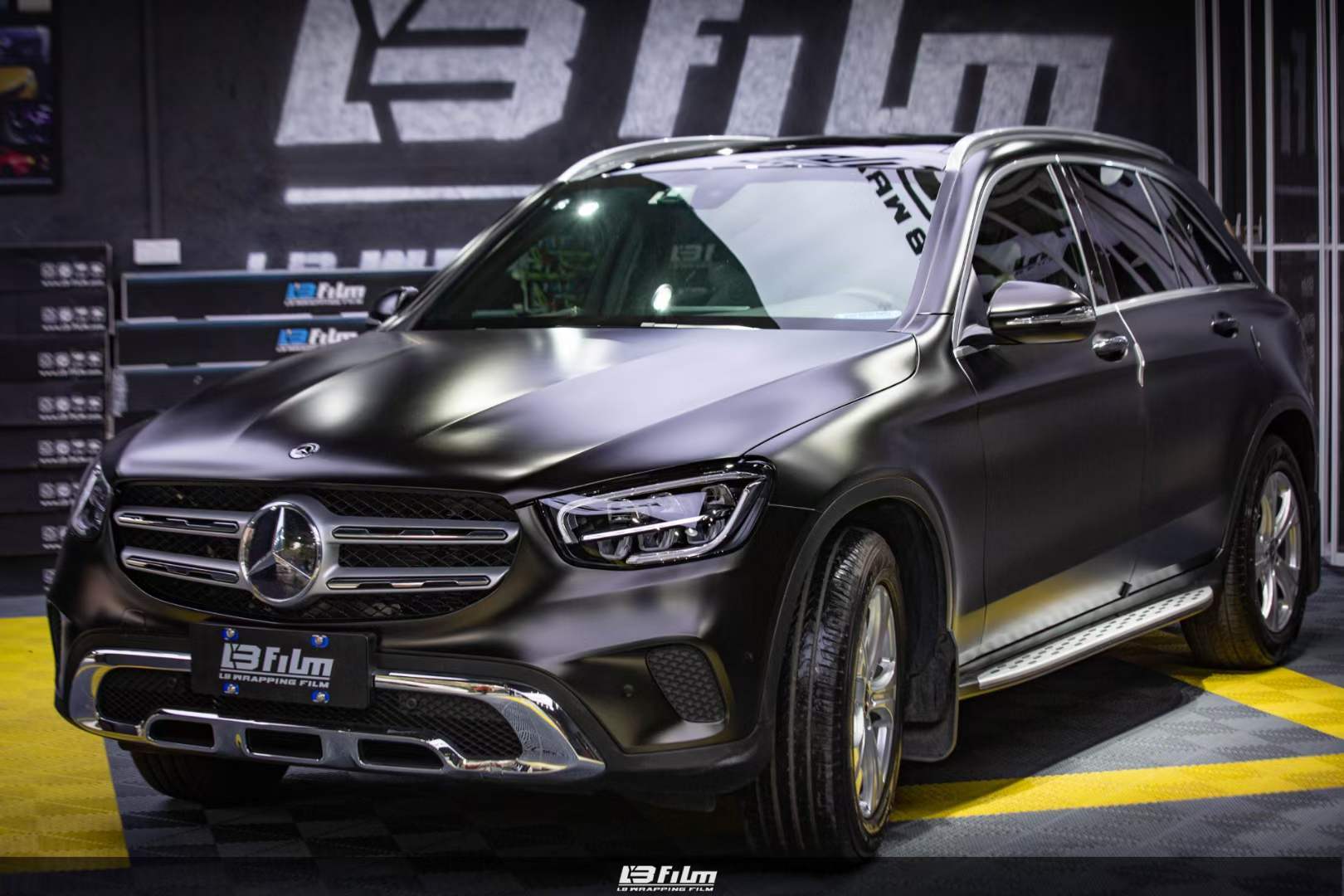 奔驰-GLC全车LBFILM改色膜电光金属黑_搜狐汽车_搜狐网