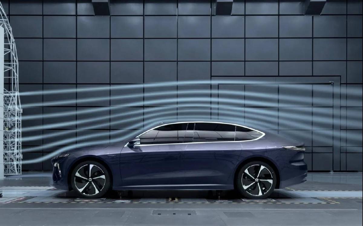 吹！从0.23降至0.208，风口上的蔚来ET7_搜狐汽车_搜狐网